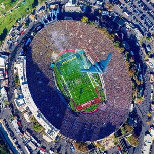 BAZONZOES - Updated November 2025 - 20 Reviews - 1760 E West Maple Rd ...