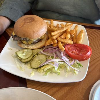 LYNCOYA CAFE - Updated April 2025 - 304 Photos & 367 Reviews - 101 ...