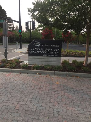 SAN RAMON COMMUNITY CENTER - 32 Photos & 10 Reviews - Venues & Event ...