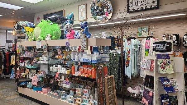 IU HOSPITAL GIFT SHOP - Updated December 2025 - 550 University Blvd ...