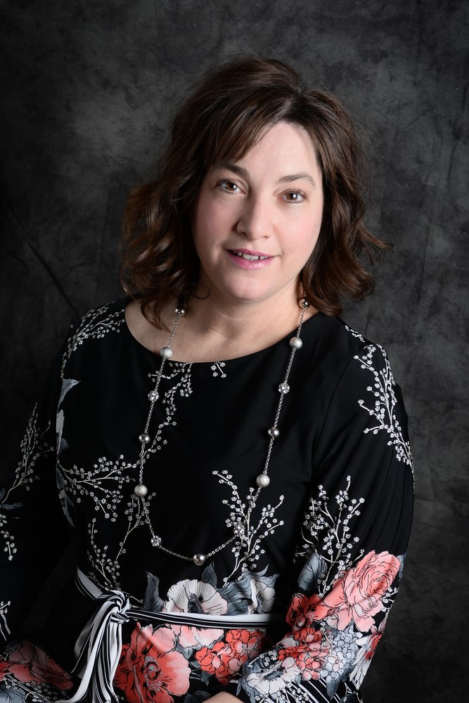 SHELLY MILLER - BERKSHIRE HATHAWAY HOMESERVICES - Contact Agent - 1309 ...