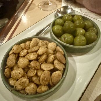 TROPEZÓN - Updated June 2025 - 296 Photos & 147 Reviews - 512 Española ...