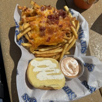 SUP DOGS - Updated November 2024 - 179 Photos & 299 Reviews - 213 E 5th ...