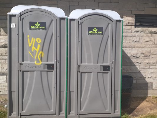 PARC JARRY - Updated July 2025 - 86 Photos & 21 Reviews - 205 Rue Gary ...