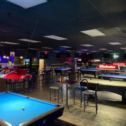 Billiard places near me store