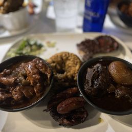 YAH MON - Updated September 2024 - 775 Photos & 846 Reviews - 301 W ...