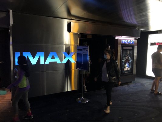 CINEPLEX CINEMAS EMPRESS WALK - Updated April 2025 - 51 Photos & 35 ...