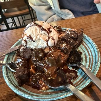 GAS MONKEY ICEHOUSE - Updated December 2025 - 115 Photos & 93 Reviews ...