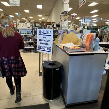 OUTER LOOP PEDDLERS MALL - Updated October 2025 - 40 Photos & 24 ...