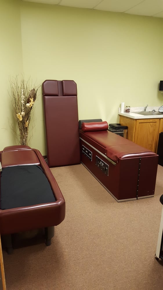 MOSES FAMILY CHIROPRACTIC & WELLNESS CENTER - Updated July 2025 - 58851 ...