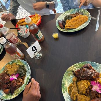 QUEEN TRINI LISA - Updated July 2024 - 141 Photos & 99 Reviews - 4200 D ...