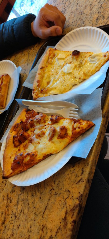 FREDDY’S PIZZERIA - 47 Photos & 95 Reviews - Pizza - 1266 150th St ...