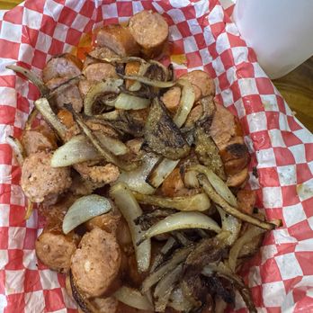 HUNGRY HARRY’S FAMILY BAR-B-QUE - Updated January 2025 - 388 Photos ...