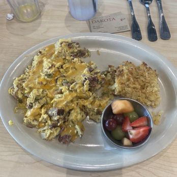 THE TOASTED YOLK CAFE - Updated March 2025 - 79 Photos & 58 Reviews ...