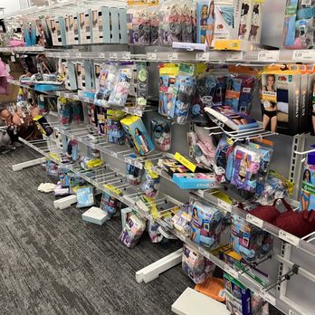 TARGET - Updated August 2025 - 552 Photos & 85 Reviews - 2070 Sam ...