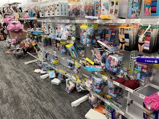 TARGET - Updated May 2026 - 552 Photos & 89 Reviews - 2070 Sam ...
