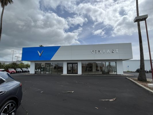 VINFAST RICHMOND SHOWROOM AND SERVICE CENTER - Updated October 2025 ...