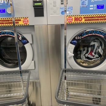 WAVEMAX LAUNDRY - PHOENIX - Updated June 2025 - 17 Reviews - 6767 North ...