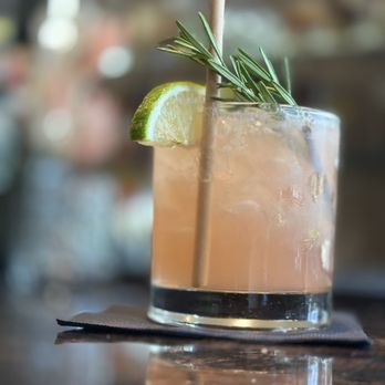 UNCLE PETER’S - Updated July 2024 - 644 Photos & 303 Reviews - 83-15 ...