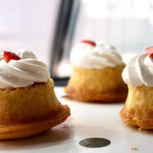 THE OFFICIAL CAKE LADY - Updated September 2024 - 94 Photos & 16 ...