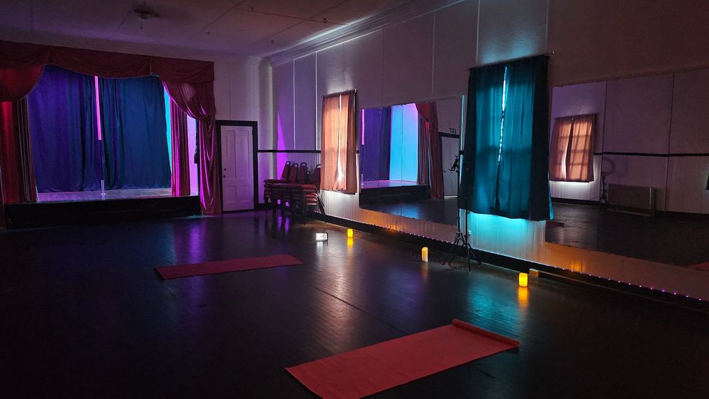 PINK PARLOR STUDIOS - Updated October 2025 - 15 Photos - 92 Oak St ...