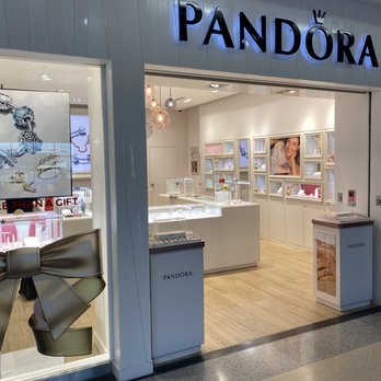 Pandora outlet georgia store