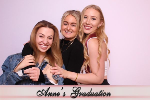 EY PHOTOBOOTH - Updated January 2026 - 456 Photos & 144 Reviews - Los ...