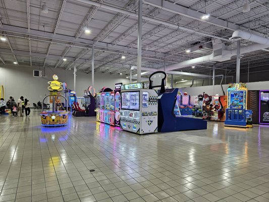 THE JUMP CITY - Updated October 2025 - 10 Photos - 9325 Yonge Street ...