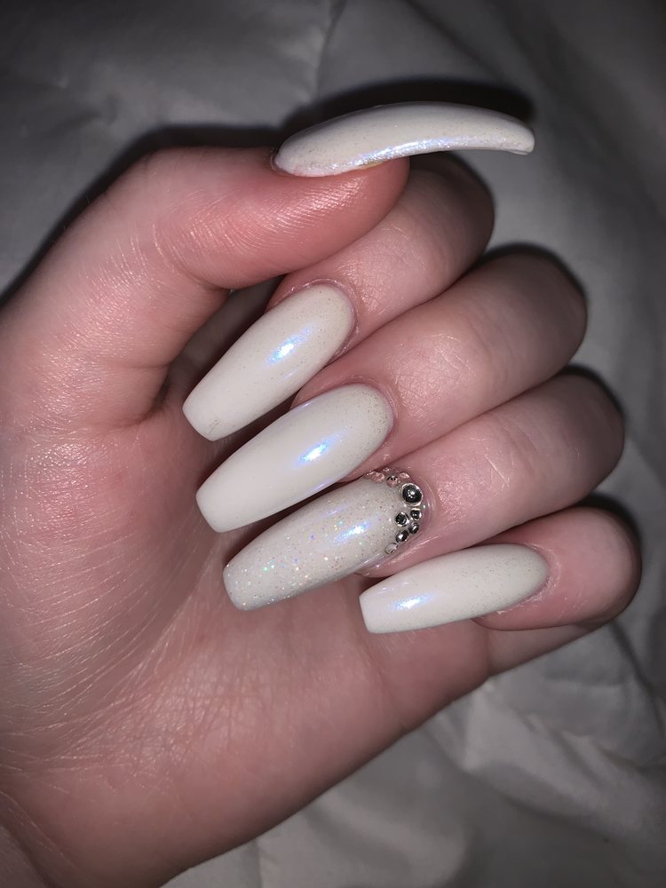 SABRINA STAR NAILS & SPA - 143 Photos & 57 Reviews - Nail Salons - 317 ...