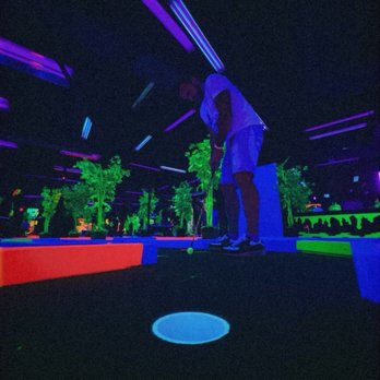 GLOW PUTT MINI GOLF - Updated May 2025 - 285 Photos & 359 Reviews ...
