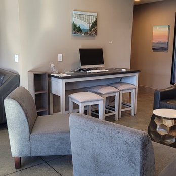 SALISH INN - Updated September 2025 - 36 Photos & 39 Reviews - 907 30th ...