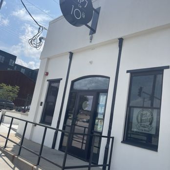 SIPS ON 10TH - Updated December 2024 - 154 Photos & 77 Reviews - 1022 S ...