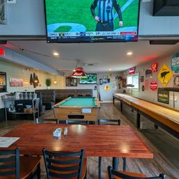 GREEN LANTERN TAVERN - Updated August 2025 - 134 Photos & 236 Reviews ...