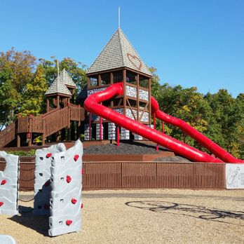 MANDERACH PARK - Updated November 2025 - 21 Photos & 17 Reviews ...