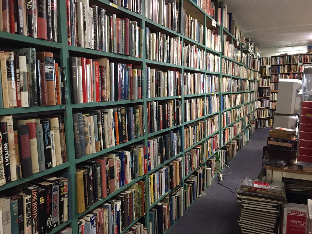 BAY VIEW BOOKS AND MUSIC - Updated December 2025 - 11 Photos - 2653 S ...