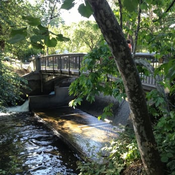 ONE MILE - Updated September 2025 - 42 Photos - 851 Woodland Ave, Chico ...