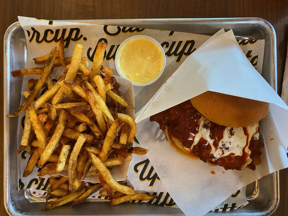 SUPER CHIX - 143 Photos & 130 Reviews - 2319 Memorial Pkwy SW ...