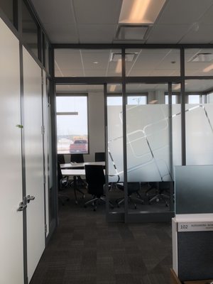 BROKERLINK - Updated November 2025 - 15 Photos - 575 100 Street SW ...