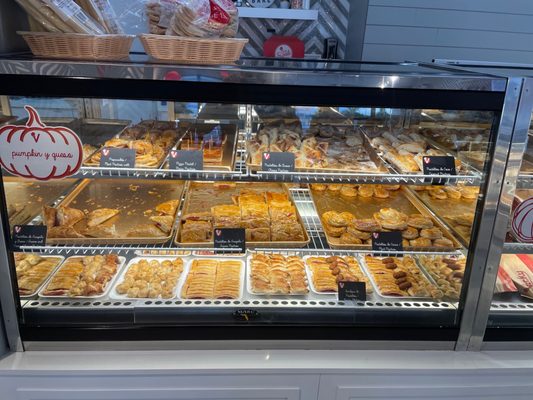 VICKY BAKERY - Updated June 2024 - 109 Photos & 58 Reviews - 2319 N ...