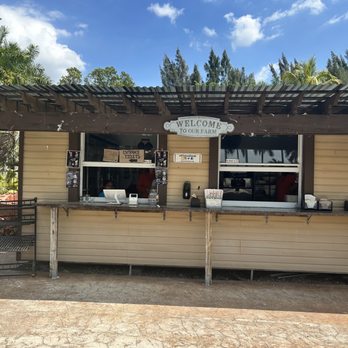 PINTO’S FARM - Updated November 2024 - 484 Photos & 168 Reviews - 14890 ...