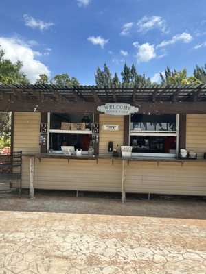 PINTO’S FARM - 425 Photos & 144 Reviews - 14890 SW 216th St, Miami ...