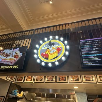 CHICAGO’S DOG HOUSE - Updated January 2026 - 49 Photos & 31 Reviews ...