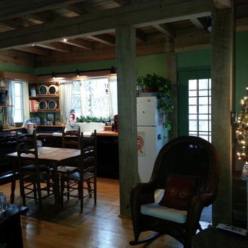 ROBINWOOD INN - Updated May 2026 - 46 Photos & 16 Reviews - 914 ...