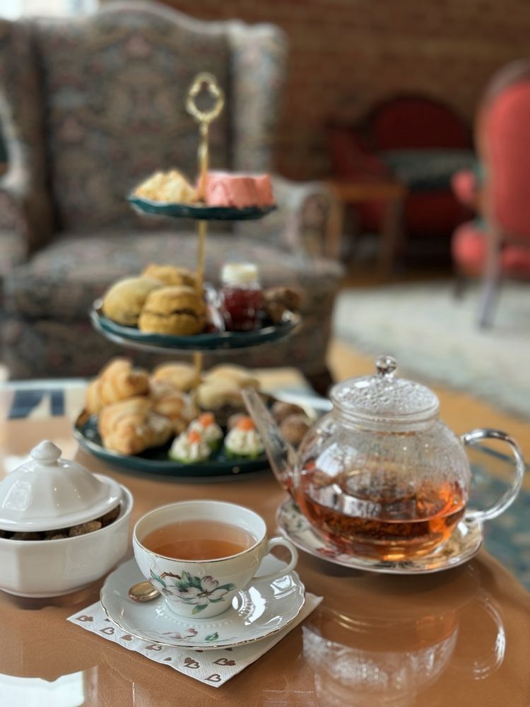 THE QUEEN’S LIBRARY TEA ROOM - Updated December 2025 - 118 Photos & 30 ...