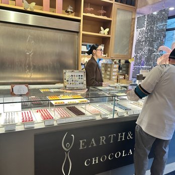EARTH & SKY CHOCOLATES - Updated December 2025 - 35 Photos & 19 Reviews ...