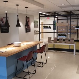 MUV DISPENSARY - SPRING HILL - Updated July 2025 - 90 Photos & 15 ...