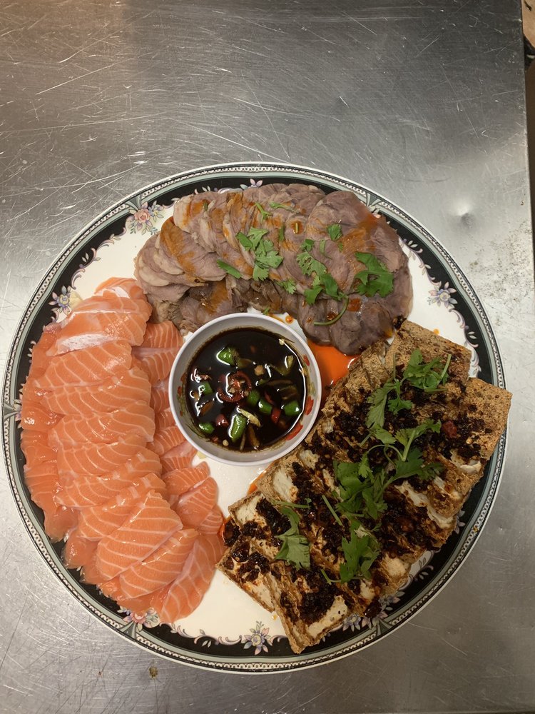 SPRING CHINESE KITCHEN - 50 Photos & 10 Reviews - S Marine Corps Dr ...