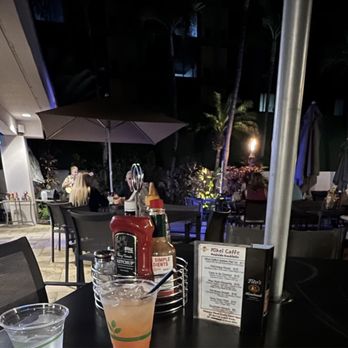 HANOHANO POOL BAR BY KIHEI CAFFE - Updated June 2025 - 16 Photos & 21 ...