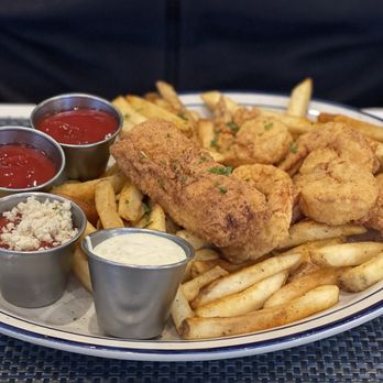 BIG B’S FISH JOINT - Updated January 2026 - 574 Photos & 405 Reviews ...