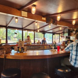 SHIPWRECK GRILL - Updated July 2025 - 113 Photos & 176 Reviews - 203 E ...